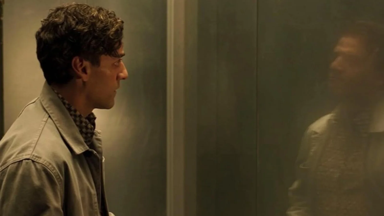 Oscar Isaac’s Moon Knight Season 2 Return Uncertain—Creator Says ...